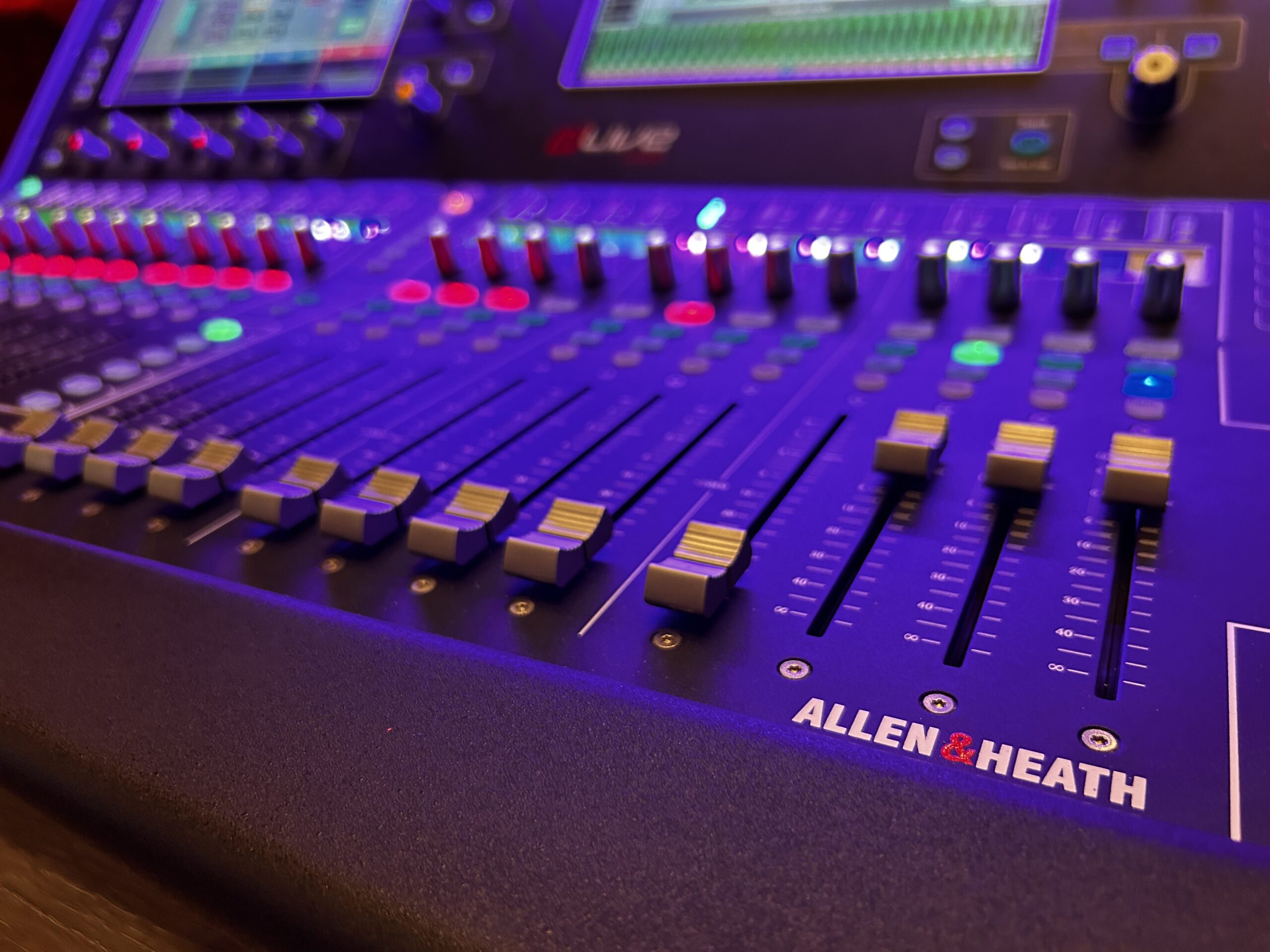 Allen & Heath: Het kloppend hart van het Posthuis Theater - Ampco ...