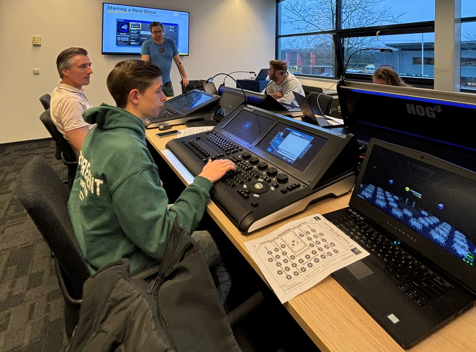 HOG Basic Training - Ampco Flashlight